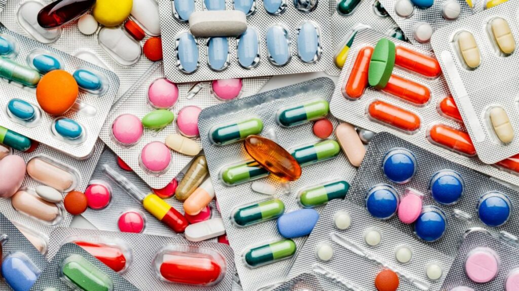 Fear: Types, Symptoms, Causes, Diagnosis, Treatment & More