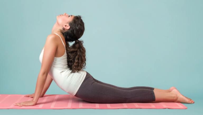 Cobra Stretch: Benefits and How To Do It