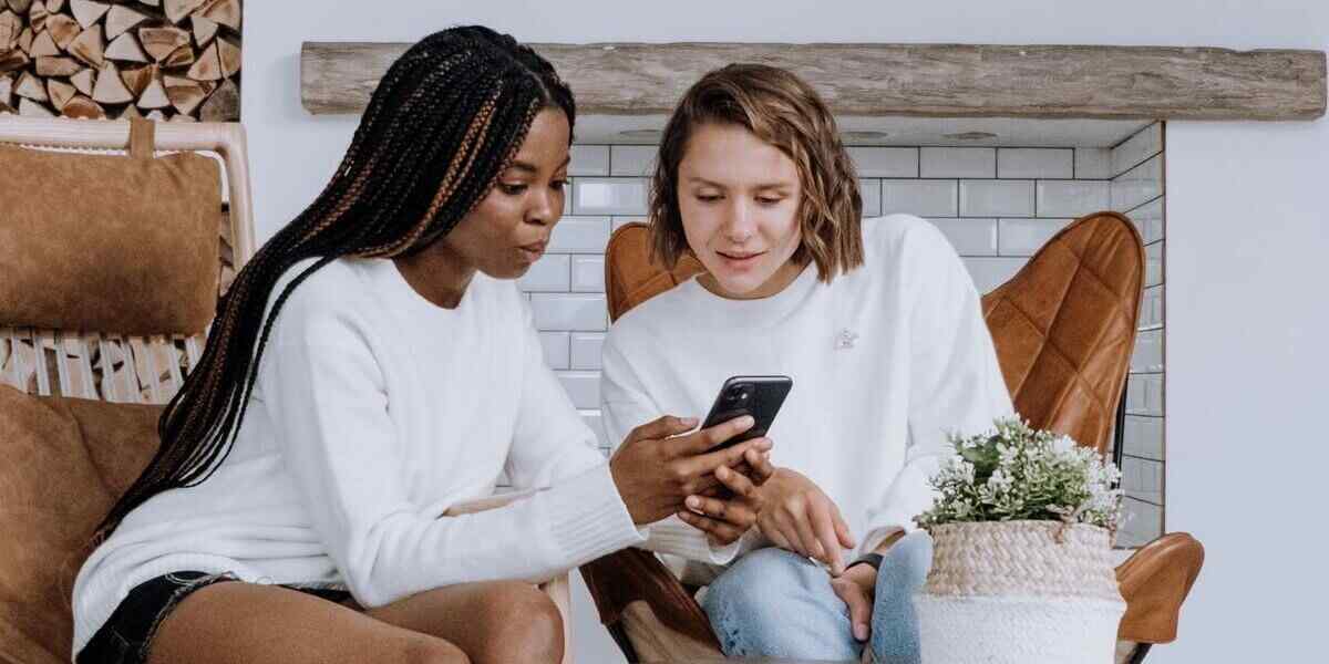 Gender Dysphoria Therapist: How They Can Help, Tips To Find